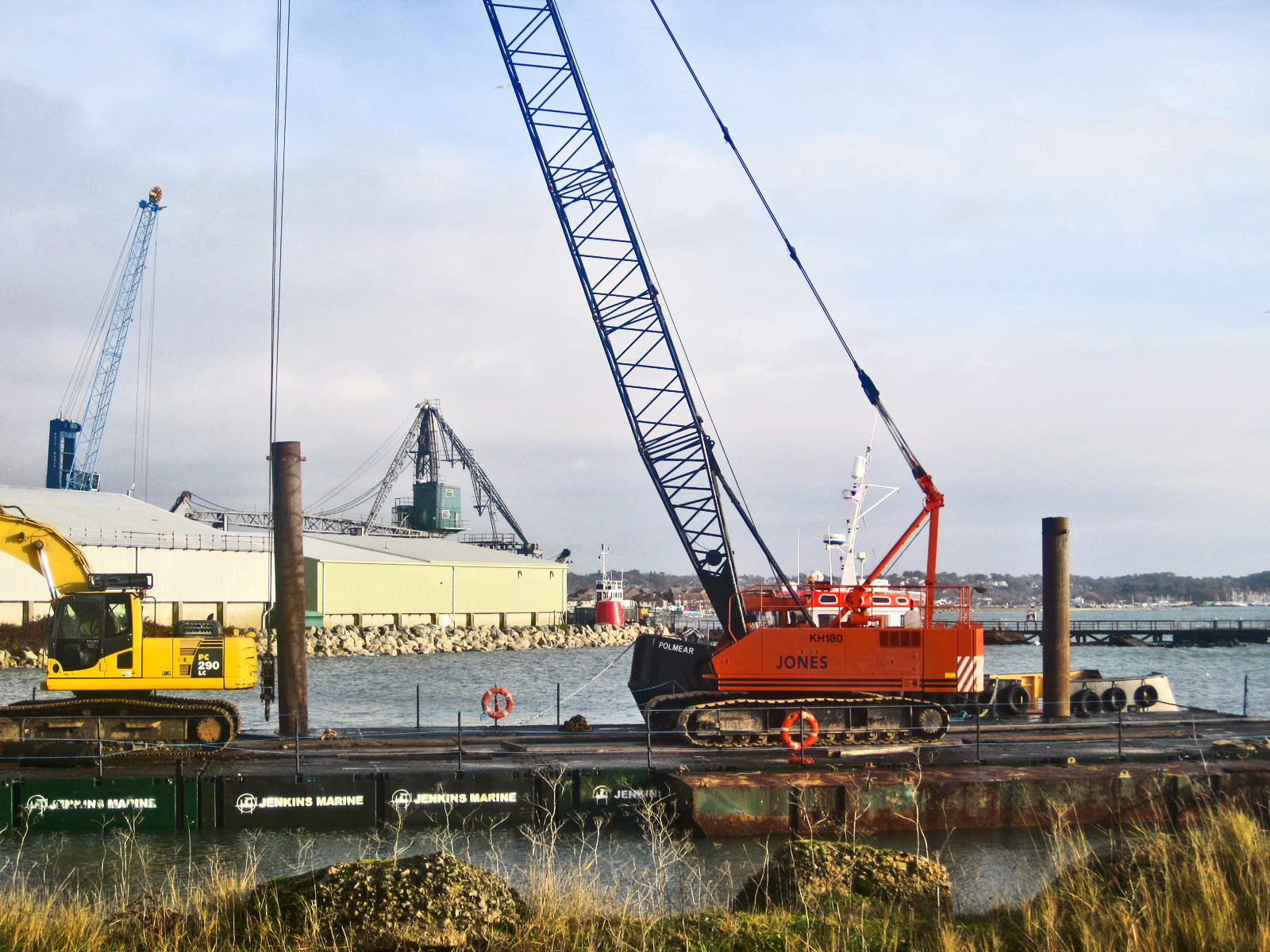 Jones Crawler Cranes Hire and Sale of Telescopic and Lattice Boom ...